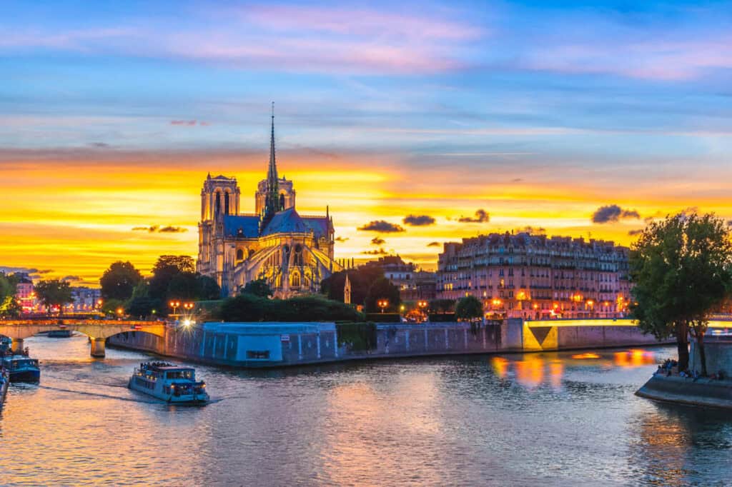 Seine River Cruise Tickets 2026: Official Operator Prices, Ticket Types ...